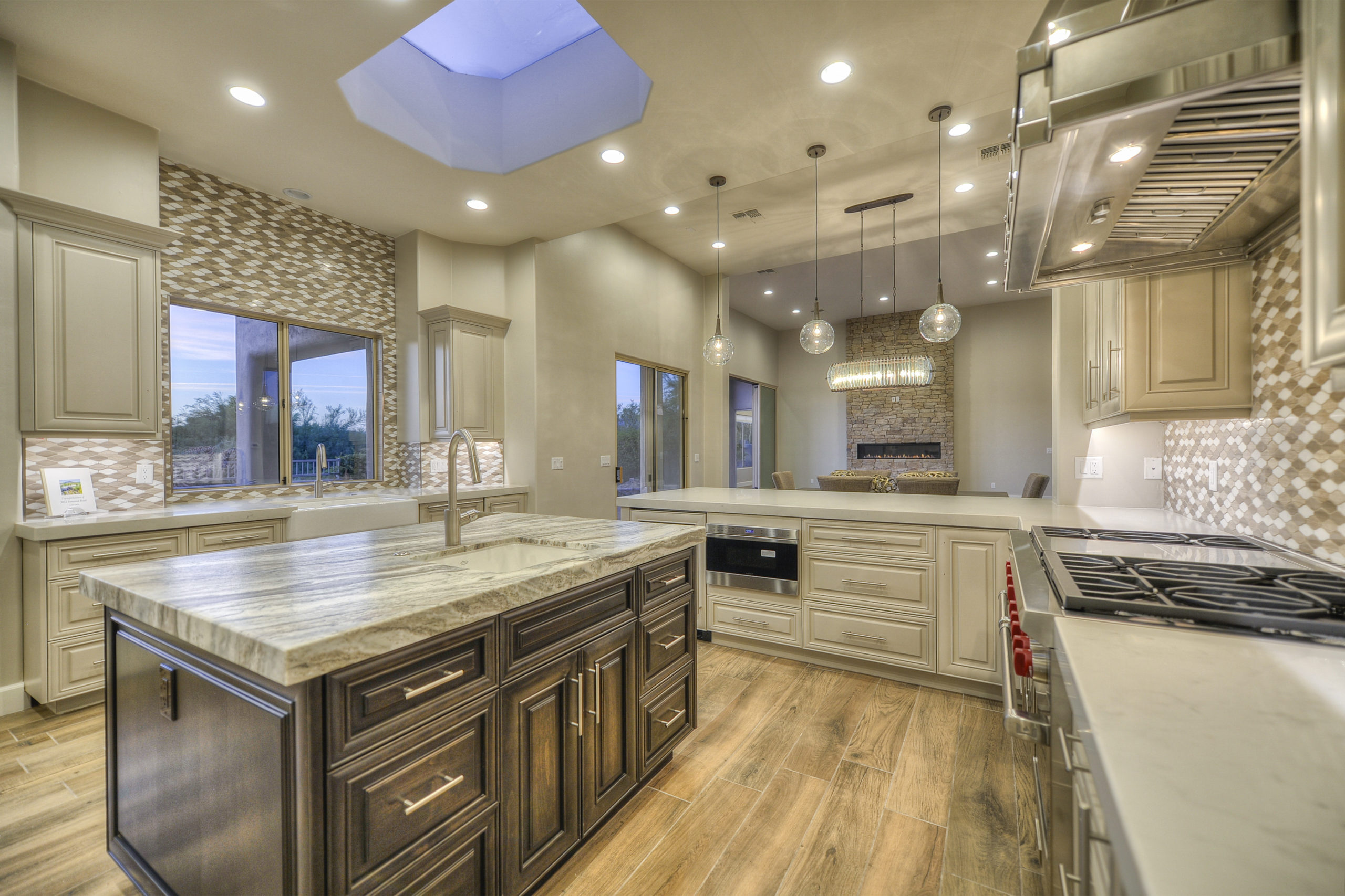 013_Kitchen II - Luxury Living Homes